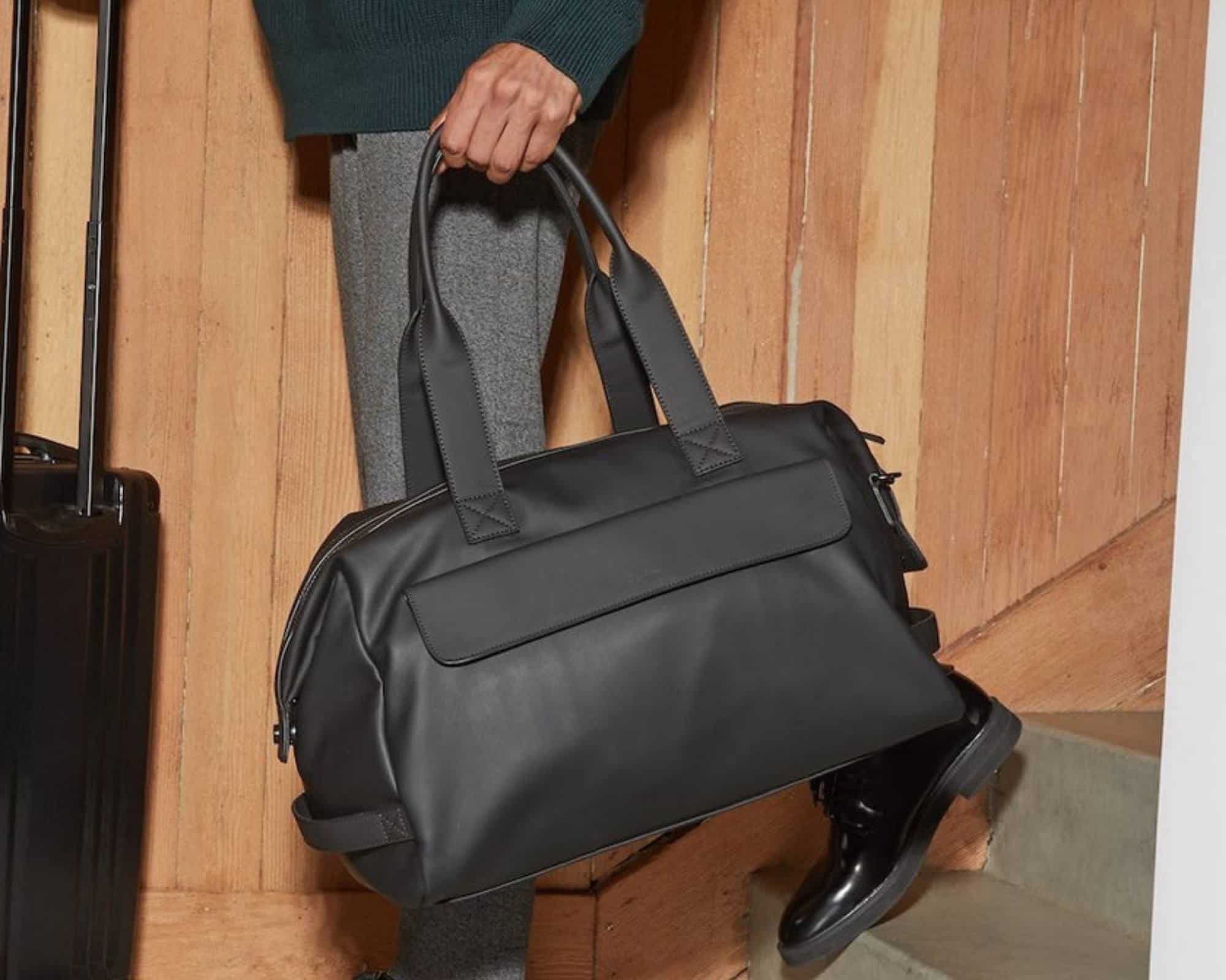 13 Best 18 x 14 x 8 Bags You Can Carry On Most Airlines As Personal ...