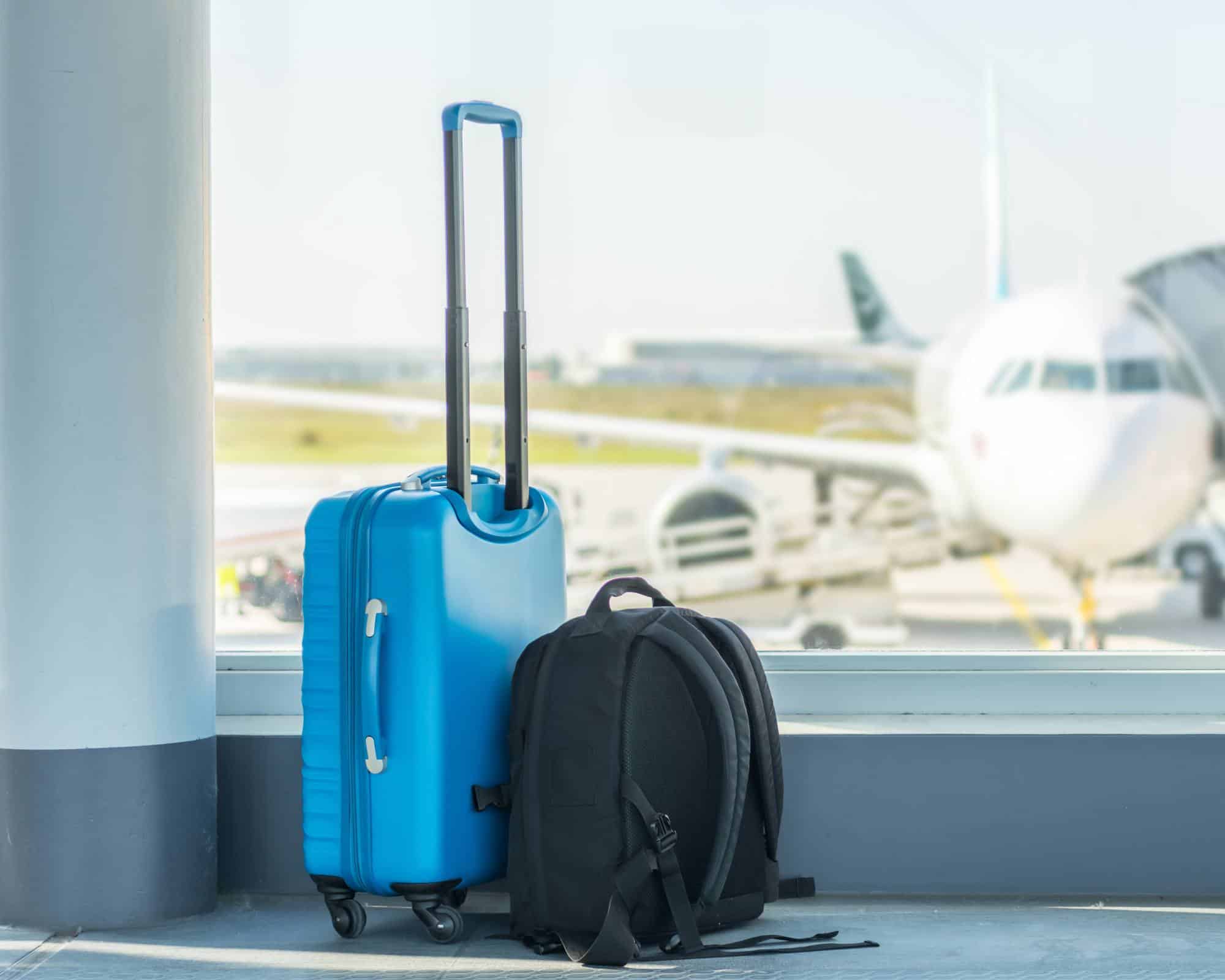 The Ultimate Guide to Carry-on Luggage [Over 30 of Your Carry-on ...
