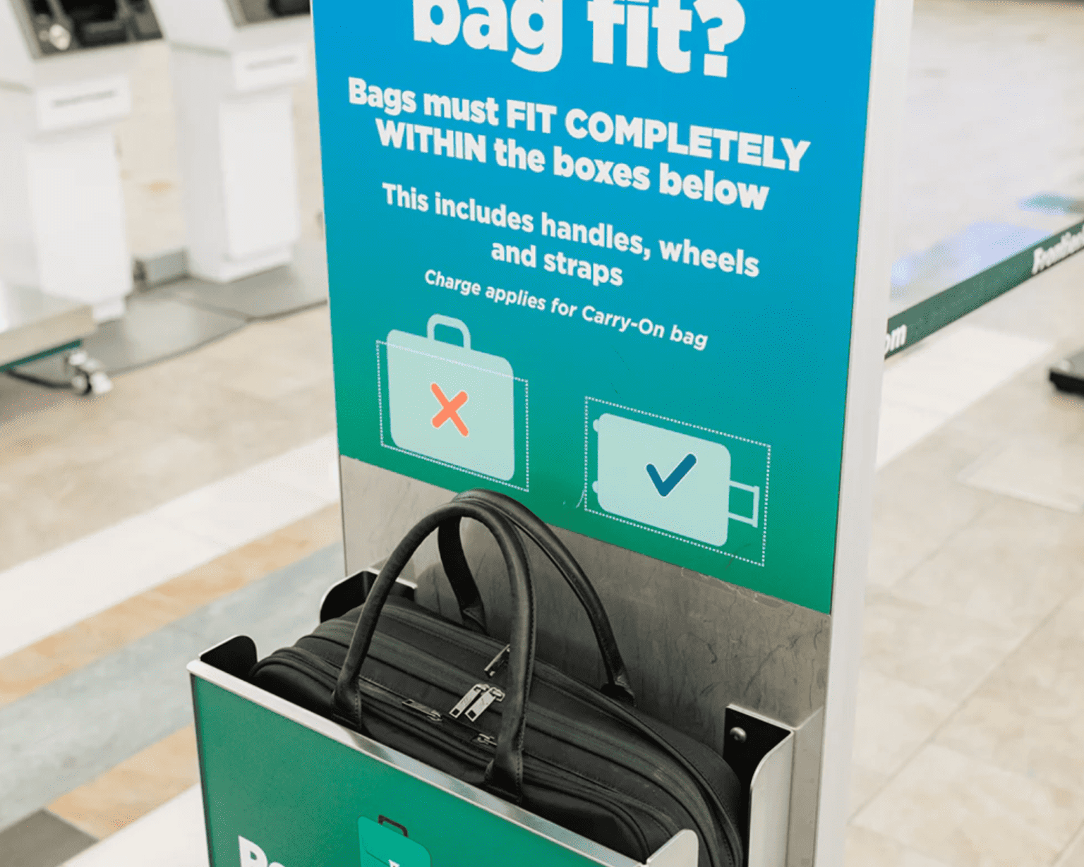What Is A Personal Item Bag? Airline Policies Explained | Travelccessories