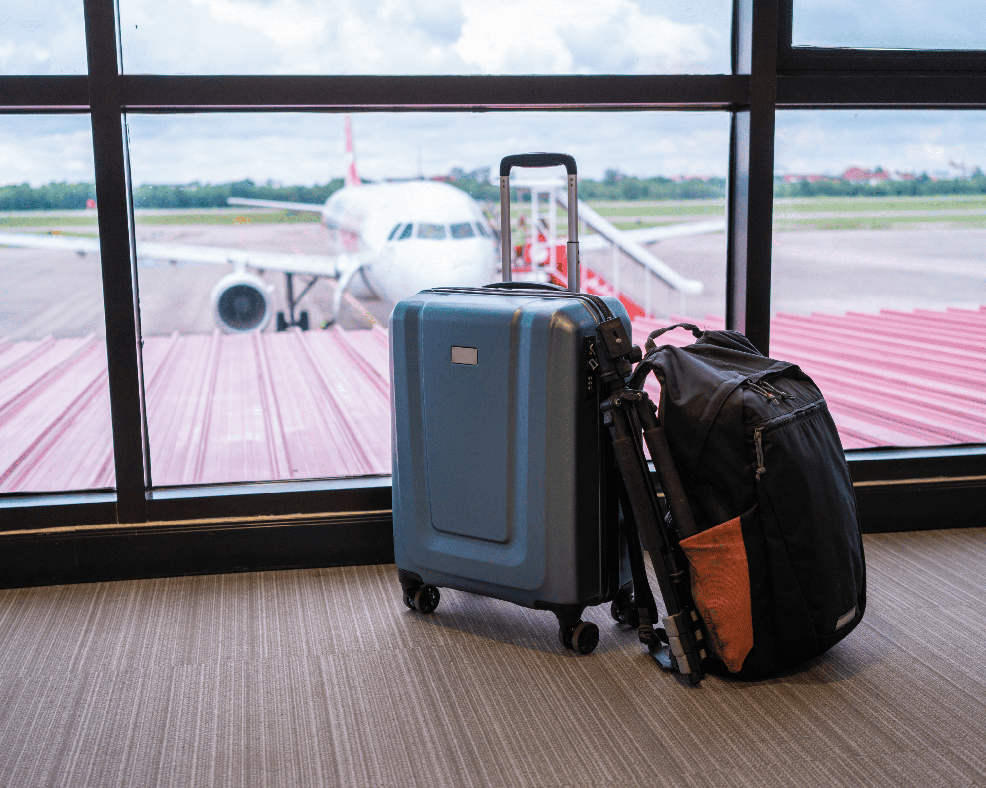 What Is A Personal Item Bag? Airline Policies Explained | Travelccessories
